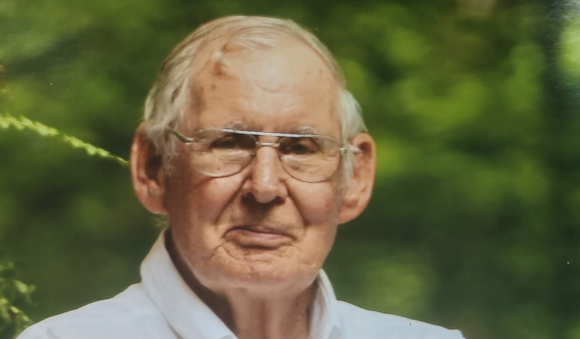 BOB SANDERS - Houston Herald