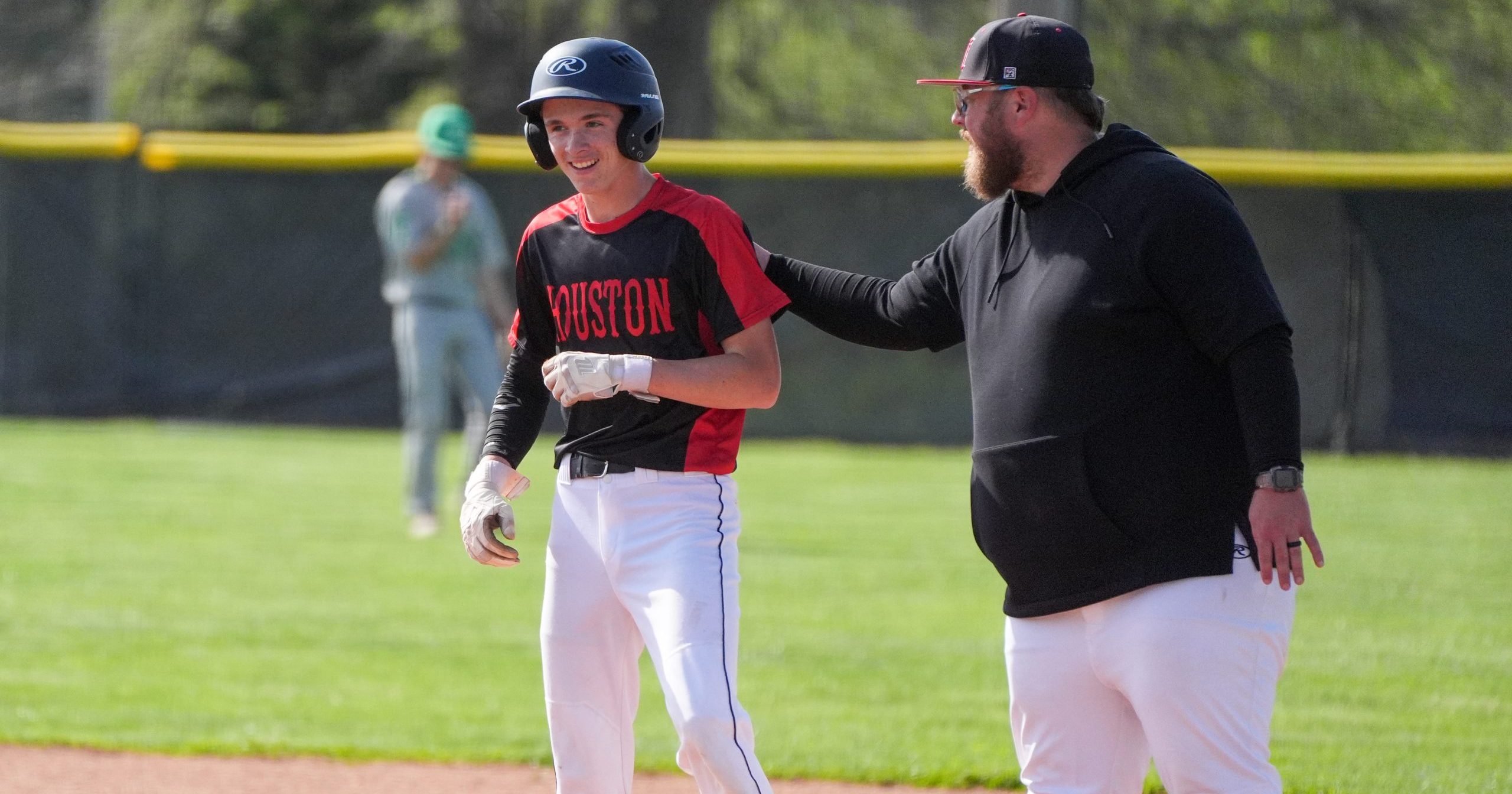PHOTOS: HHS baseball vs. Thayer - Houston Herald