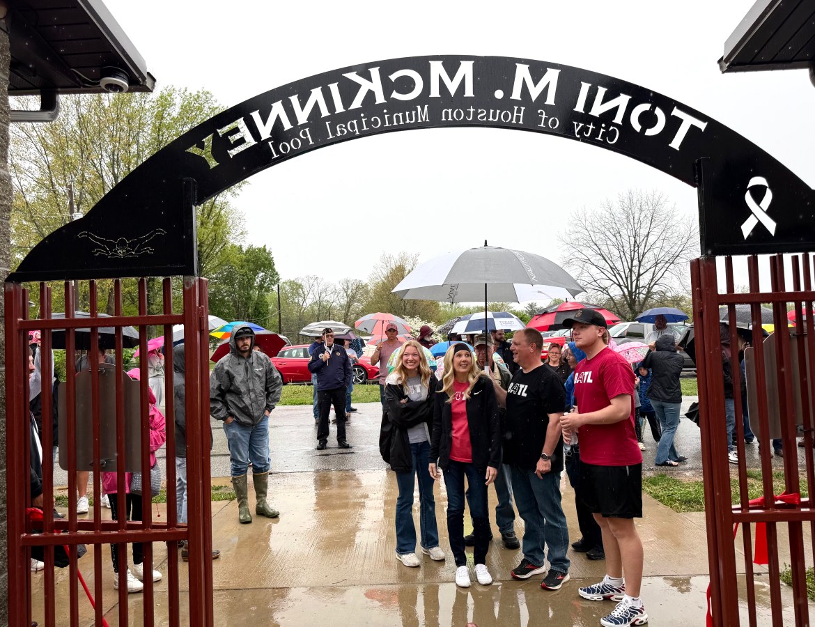Houston pool renamed in honor of Toni McKinney - Houston Herald