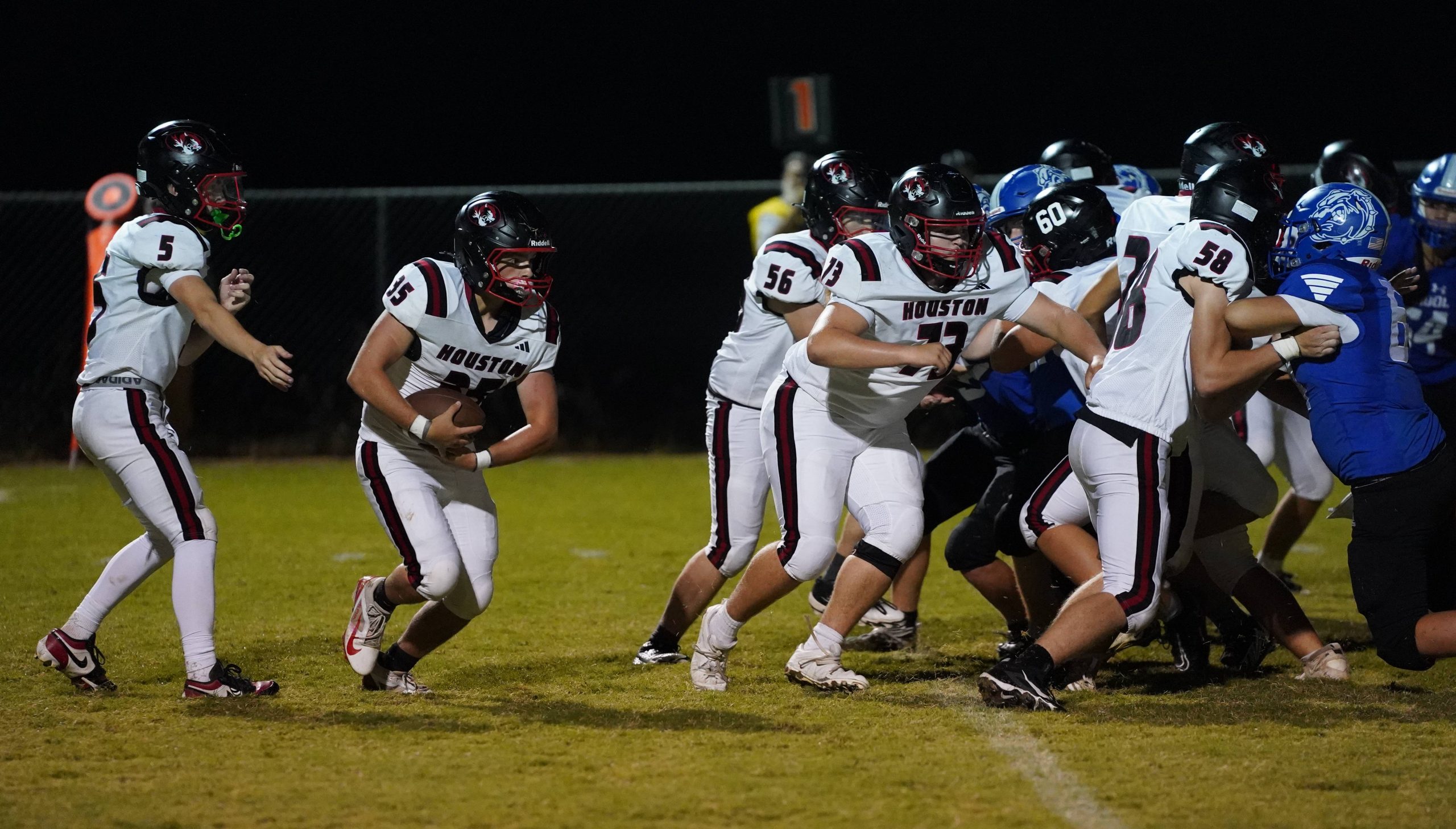 Football Tigers rout Cabool - Houston Herald