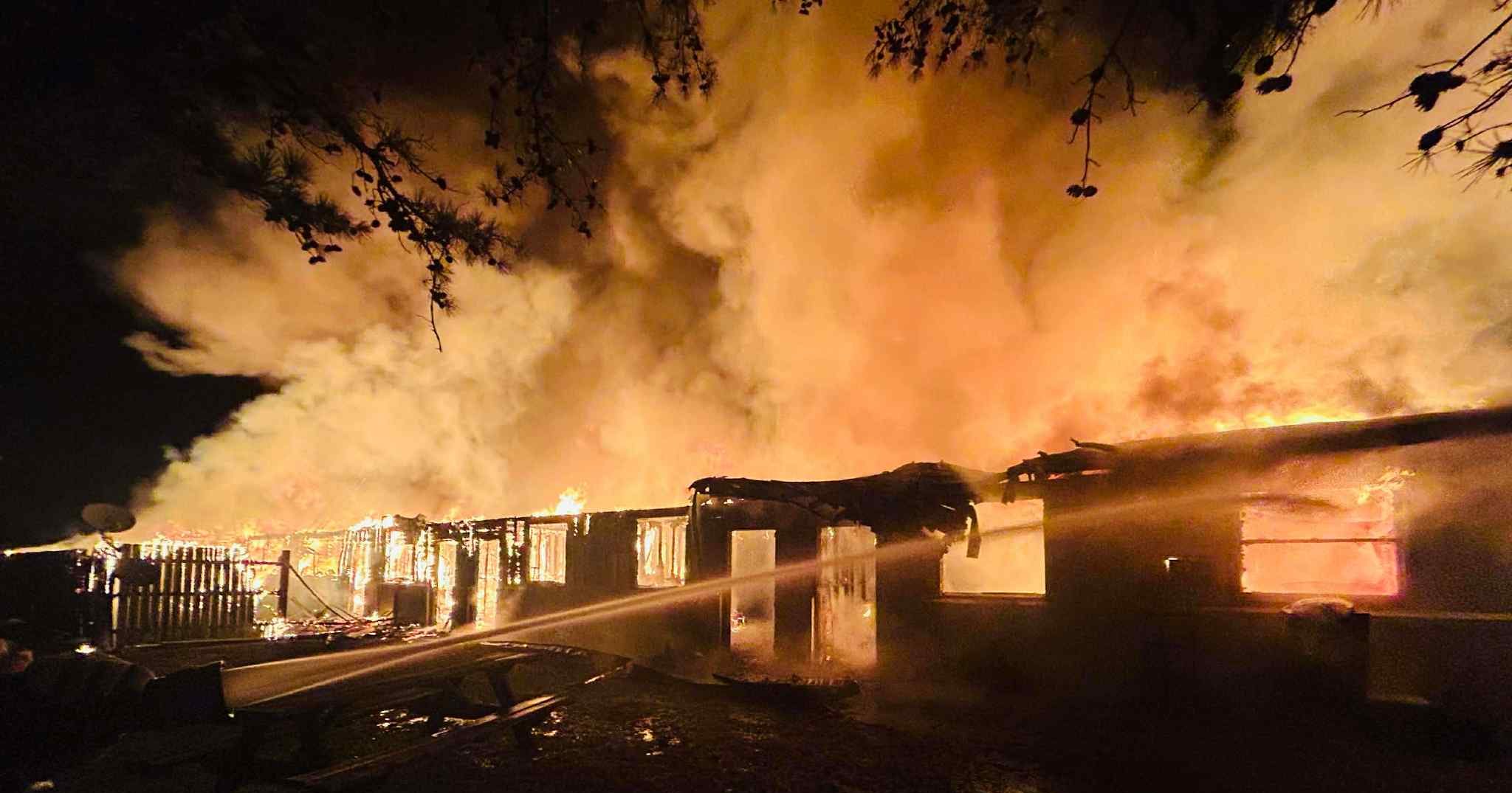 Cabool apartments burned in overnight fire - Houston Herald