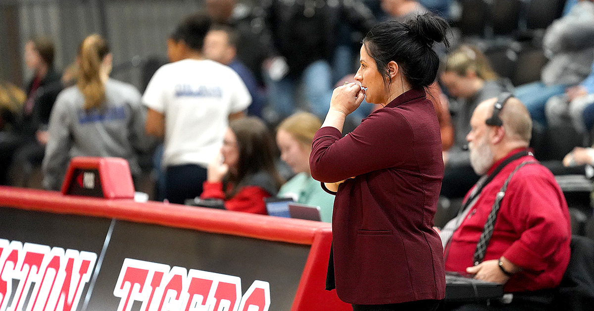 Lee resigns as Lady Tigers head basketball coach - Houston Herald